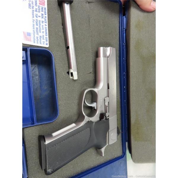 1076 New and Used Price, Value, & Trends 2025