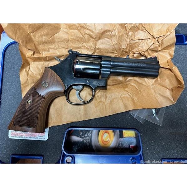 SMITH WESSON MODEL 586 150909 New and Used Price, Value, & Trends 2025