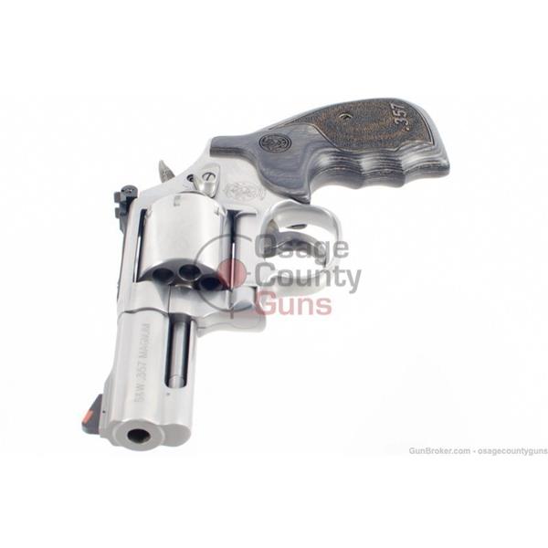 SMITH AND WESSON 686 3 New and Used Price, Value, & Trends 2025